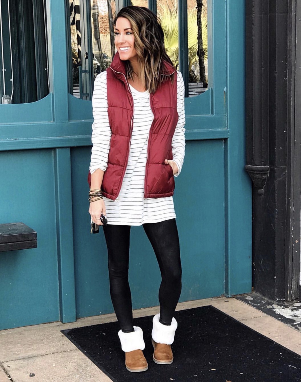 how to put together winter outfits with leggings