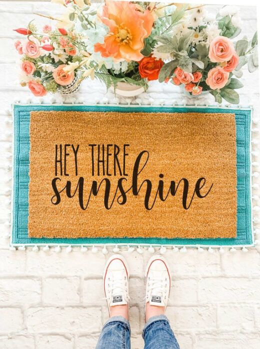 Cute layered front door mat ideas for Spring
