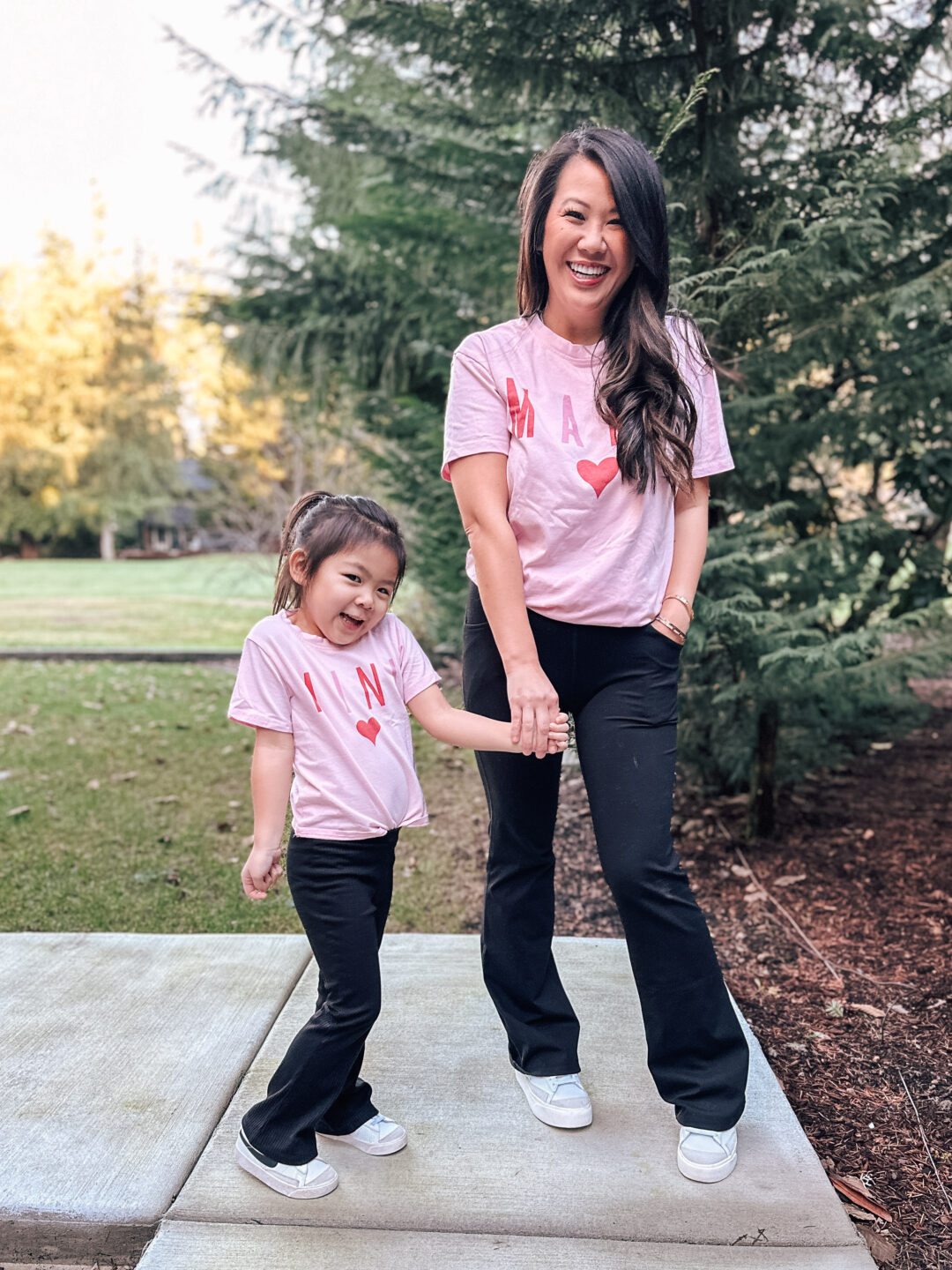 13 best places to buy mommy and me matching outfits